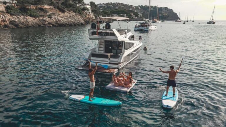 Palma: Private Flybridge Motorboat Tour - All Included - Value and Practicalities