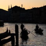 Photography Walk with your phone! Venice hidden gems - Who Will Love This?