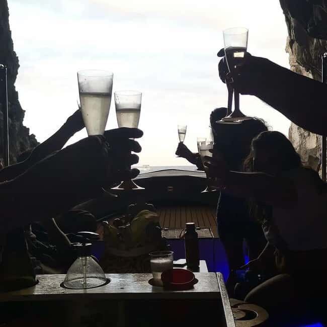 Pillirina, Ortigia, caves: Boat Tour, Snorkeling & Prosecco - Practical Tips for Your Journey