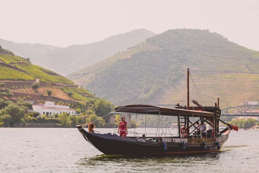 Pinhão: Private Sunset Rabelo Tour with Bottle of Port Wine - What to Expect from the Experience