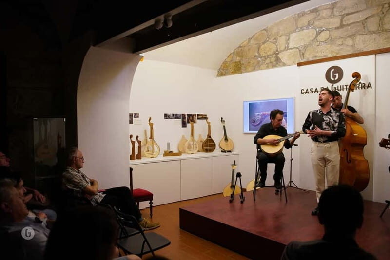 Porto: Fado & Port Wine in Traditional Portuguese Music Shop - Breakdown of the Tour Experience