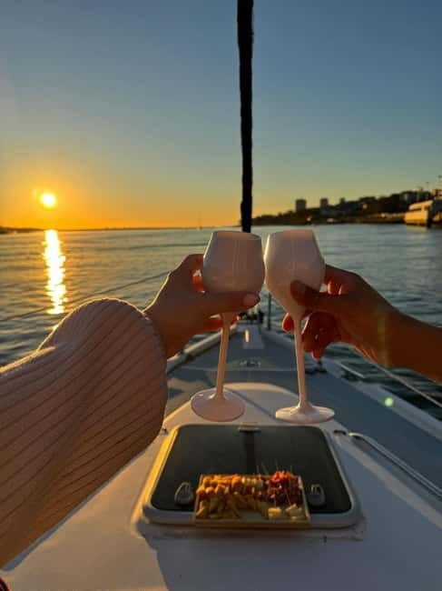 Porto: MagicSunsetOcean, bebidas&petiscos (opção dia) - Why This Experience Stands Out