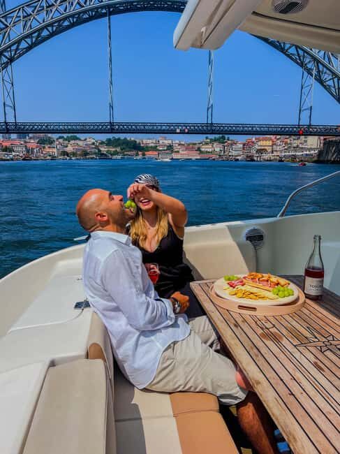 Porto: Private Cruise with local Wine, Snacks & 6 Bridges - Authenticity and Value: How It Compares