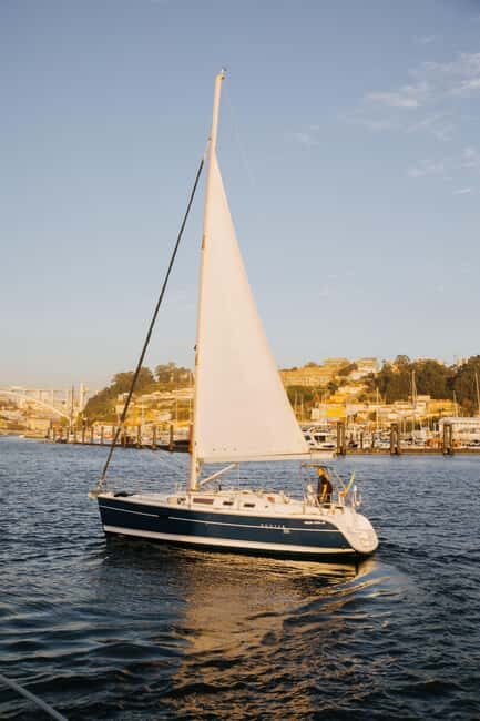 Porto: Sunset Cruise with Welcome Drink in a Sailboat - Authentic Traveler Insights