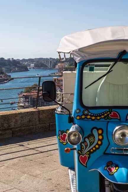 Porto: Tuk Tuk Tour with Olive Oil Tasting - Practical Details: What to Expect