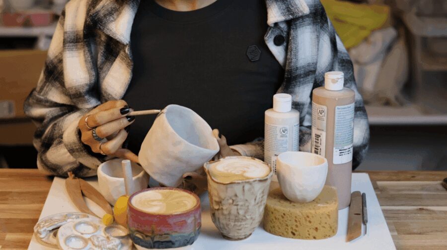 Pottery Workshop and Wine  Barcelona - The Wine and Tea Component