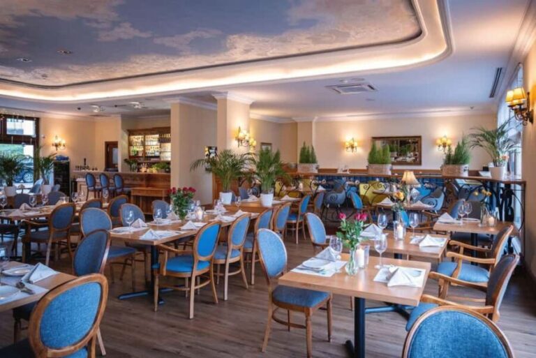 Pozna: Wine Tasting and Dinner in the Heart of Pozna - The Value of the Experience