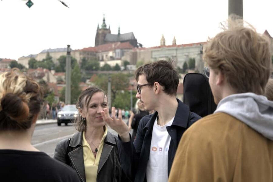 Prague: Mozart, Dvorak, Czech Folk Tour with the guitarist - A Walk Through Prague with Music and Stories