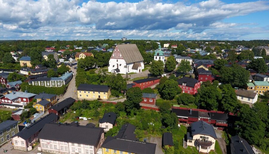 Private National Park and Porvoo Old Town tour from Helsinki - Who This Tour Is Best For
