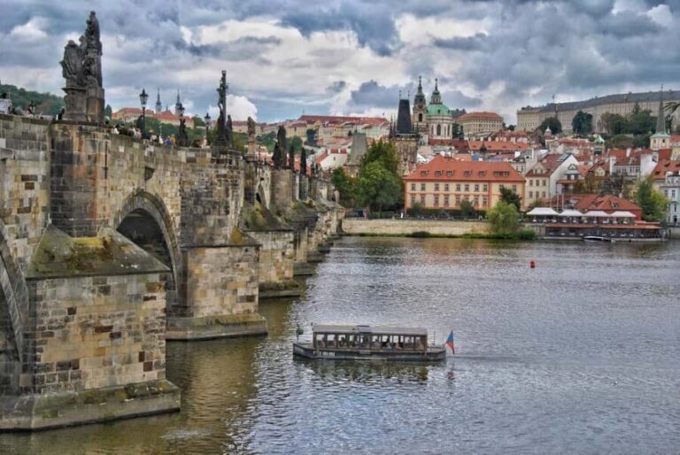 Private Tour: Picturesque Prague´s Old Town & Charles Bridge - The Sum Up: The Practical Value