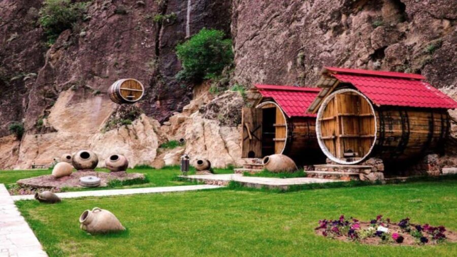 Private Trip up to 3 people: Areni Wine Degustation - Tatev - Key Points