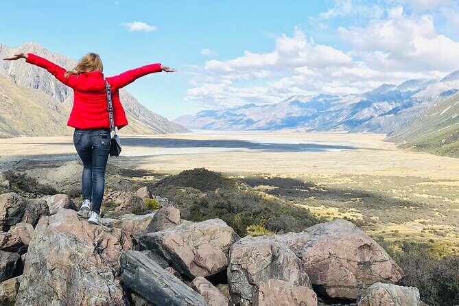Queenstown to Christchurch One-Way Tour via Mt Cook & Lake Tekapo - The Experience: What to Expect