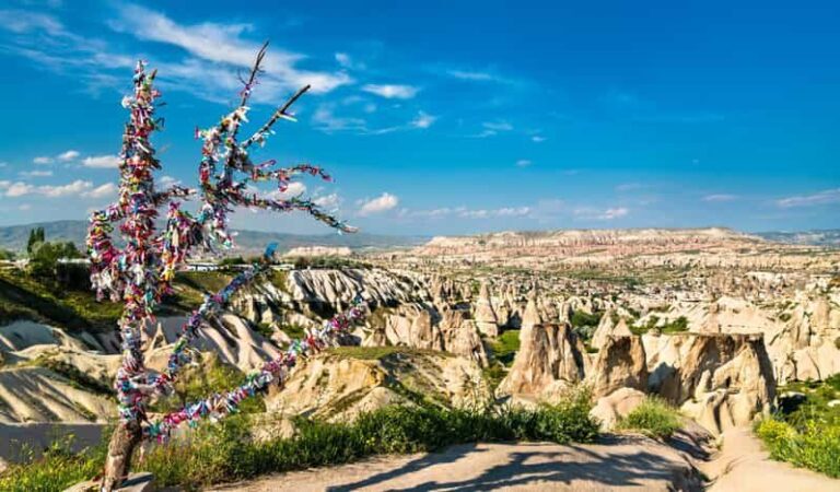 Red Tour Cappadocia (small group) with lunch and tickets - Who Should Consider This Tour?