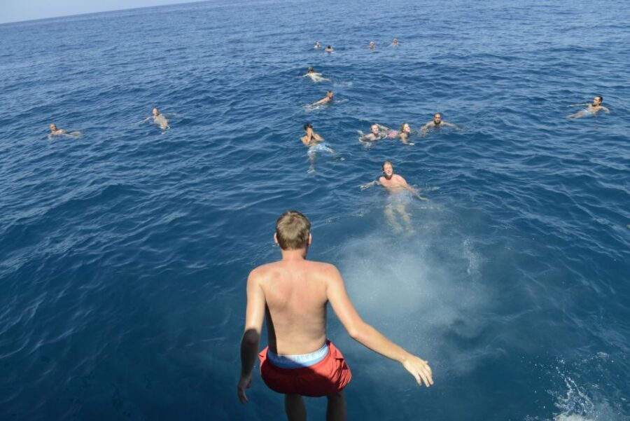 Rethymno: Pirate Boat Cruise with Swimming Stop - What’s Included and What’s Not