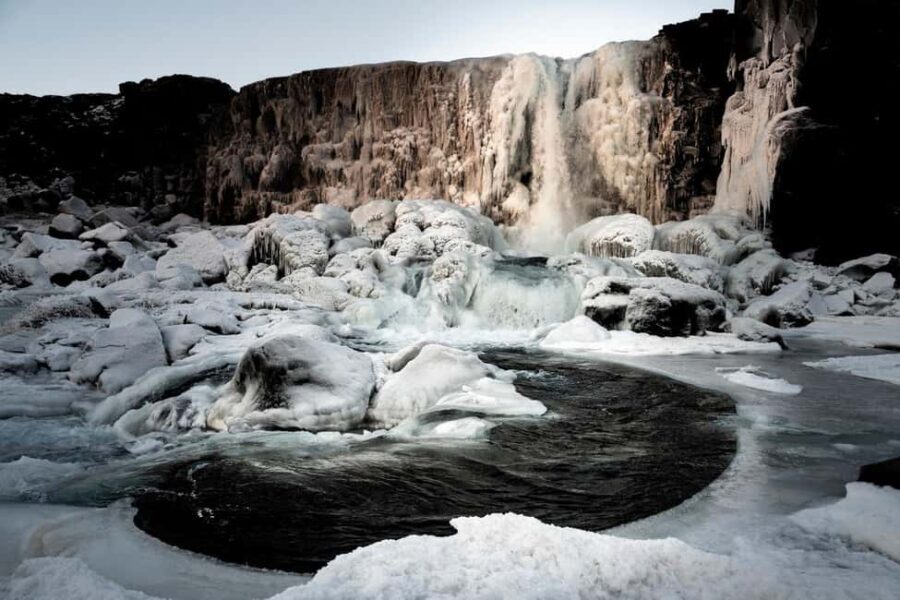 Reykjavík: Best of Golden Circle, Hidden Gems & Lava Tunnel - Geothermal Wonders at Geysir