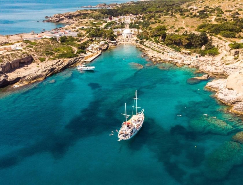 Rhodes: Sunset Cruise with Open Bar, Dinner, & Live Music - Value and Comfort: What Travelers Say