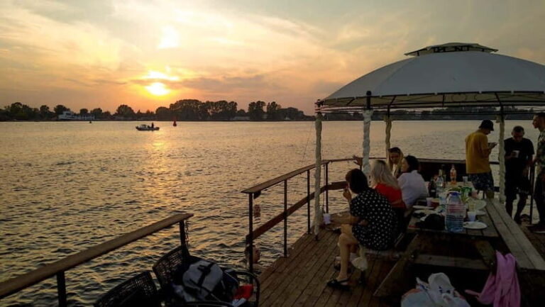 Riga: Floating Grill Terrace - Key Points