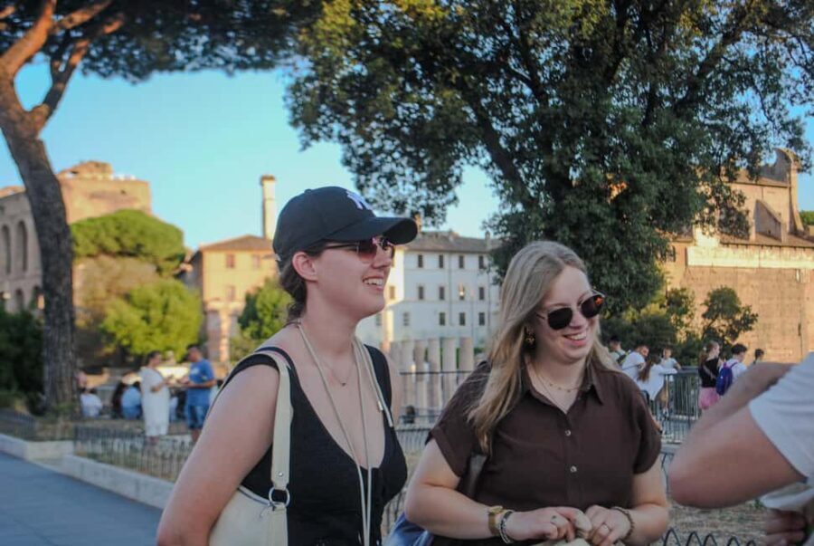 Rome: Colosseum Exterior Walk with Souvenir Video & Photos - What Makes This Tour Stand Out?