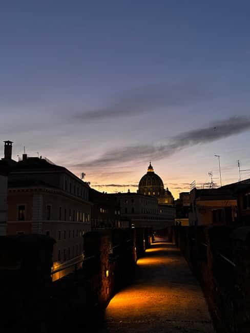 Rome: Evening Tour of Passetto di Borgo and Audio Guide App - What Sets This Tour Apart?