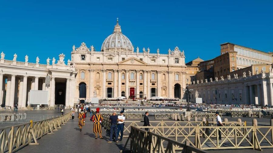 Rome: Papal Audience Guided Tour with Reserved Access - The Practicalities