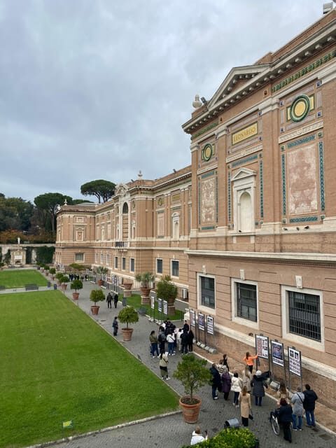 Rome: Vatican Museums & Sistine Chapel Skip-the-Line Entry - Detailed Review of the Vatican Museums & Sistine Chapel Tour