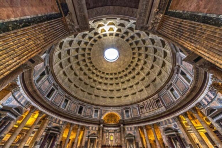 Rome:Pantheon Entry Visit With Personal Interactive App+Host - Inside the Pantheon: What Youll See and Hear