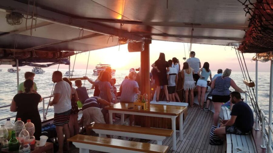 Rovinj: Sunset Lim Fjord Tour with BBQ, Swimming & Dolphins - The Journey Begins: Exploring Banjol and Figarola