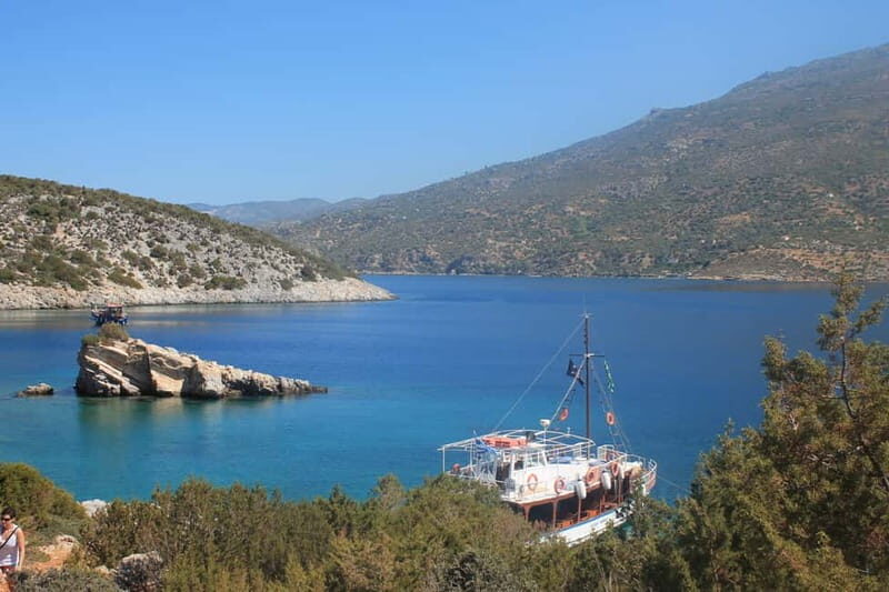 Samos: Full-Day Boat Cruise with Lunch (and bus transfer) - What Makes This Tour Stand Out