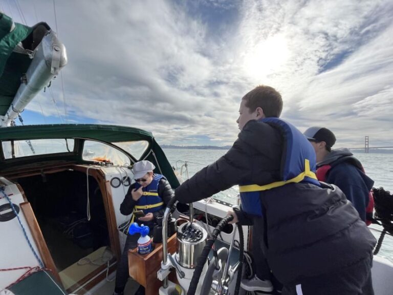 SAN FRANCISCO: (2hr) SUNSET Sailing Experience on SF Bay - Authentic Experiences and Real Feedback