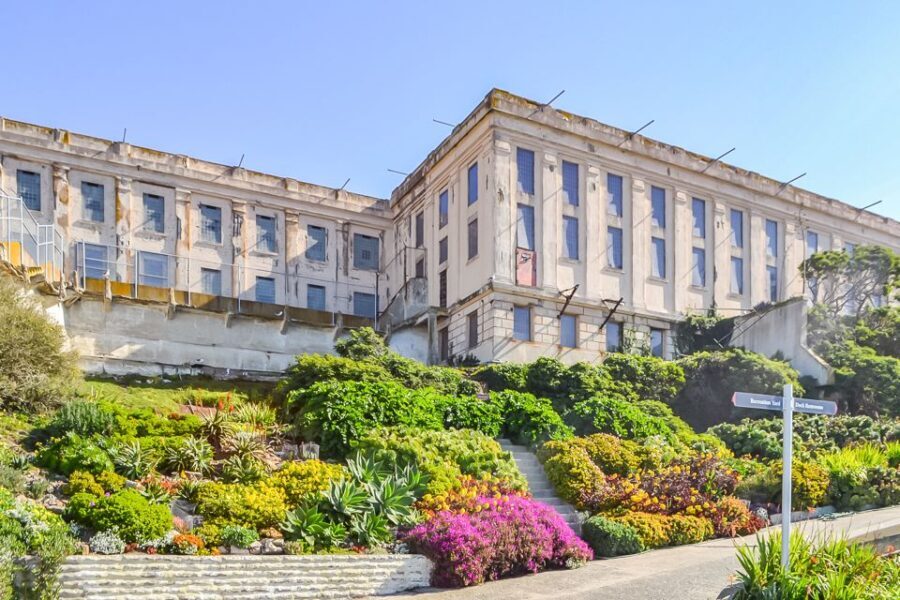 San Francisco: Alcatraz, Fishermans Wharf & Optional Extras - The Boat Ride to Alcatraz: A Gateway to History