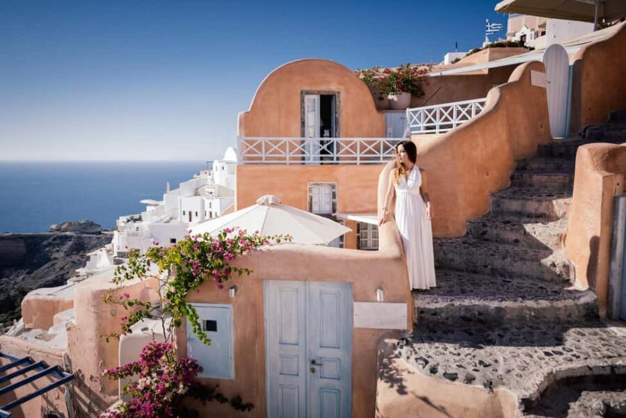 Santorini: Private Photoshoot with Professional Photographer - Who Will Benefit Most from This Experience?