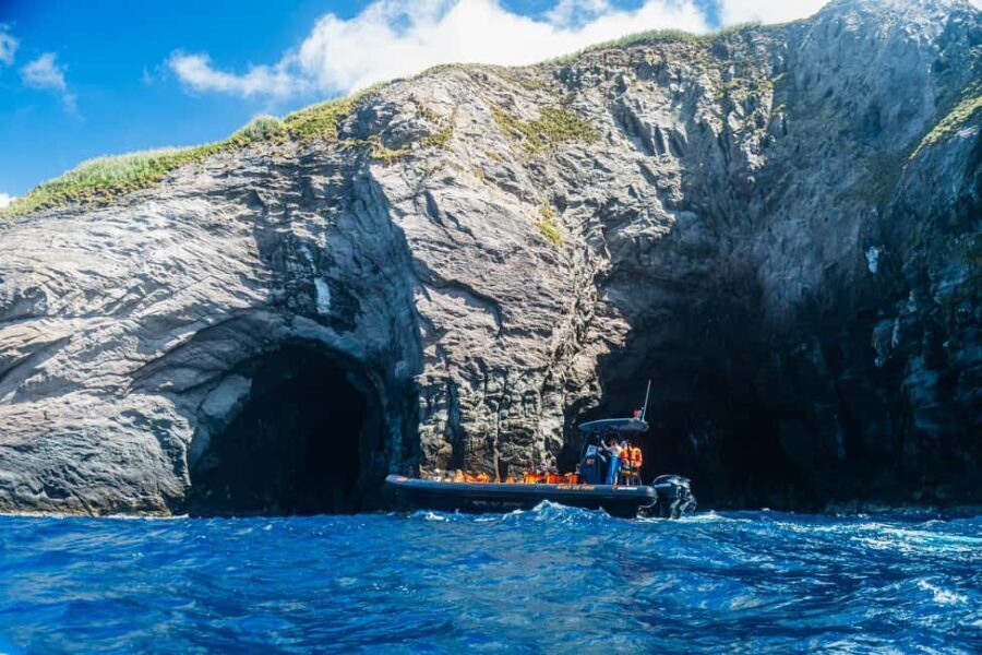 São Miguel: Private Romantic Cruise with Champagne - Key Points