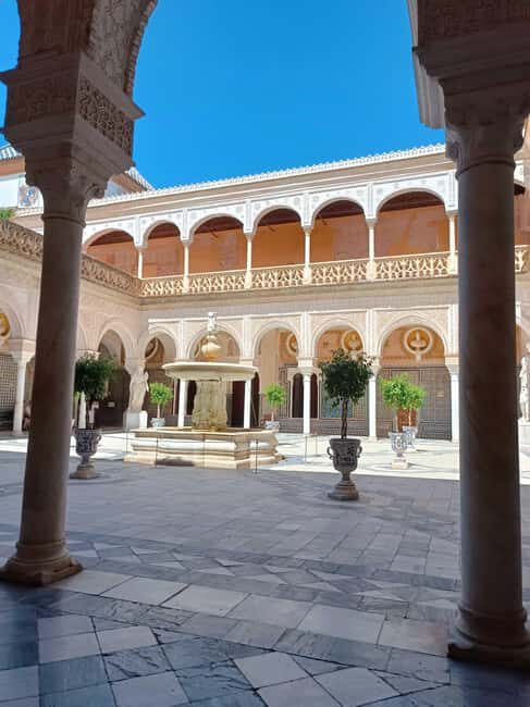 Seville: Guided visit to the Casa de Pilatos with tickets - The Itinerary: What Youll Actually See