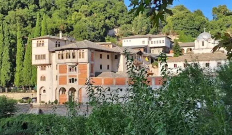 Small Group Kavala Tour: Pangaion Mountain & Wine Tasting - Exploring Amphipolis: Ancient Ruins and the Lion