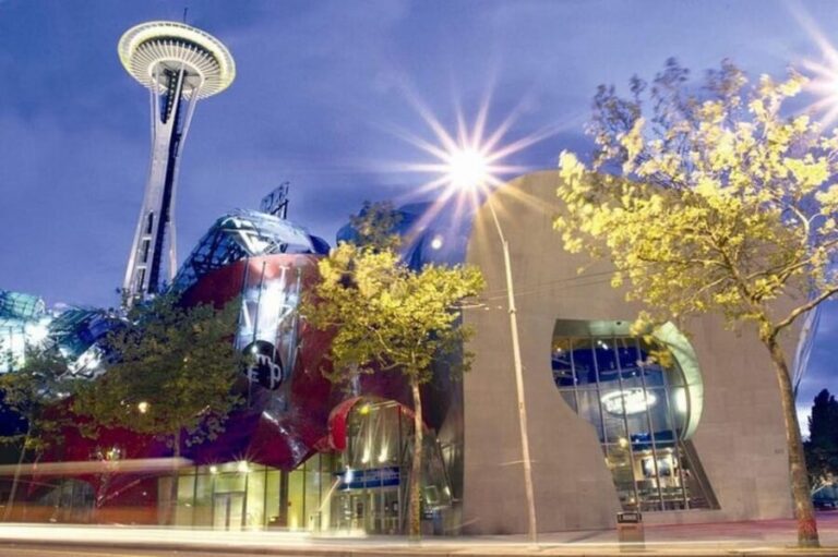 Small Group Seattle Day Tour with Major Attractions,Tea&Deli - Transportation, Group Size, and Overall Experience