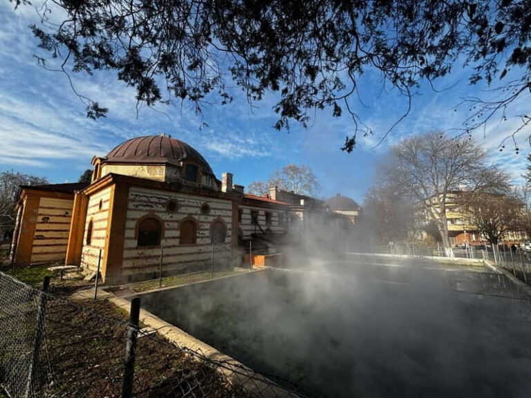 Small Group: Sofia to Kyustendil Fortress & Sequoia Park - Exploring Historical Kyustendil