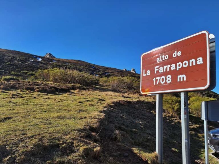 Somiedo Natural Park & its Rural Villages Tour from Oviedo - La Cueva Lake – A Mountain Jewel