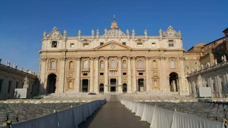 St. Peters Basilica: Audio Guide with Skip-the-Line Option - Exploring the Basilica’s Highlights
