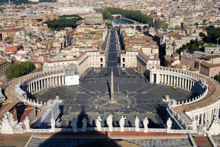St.Peter's Basilica: Express Guided Tour & Underground Tomb - Why This Tour Works for Different Types of Travelers