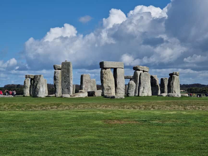 Stonehenge half day tour. - Exploring Stonehenge