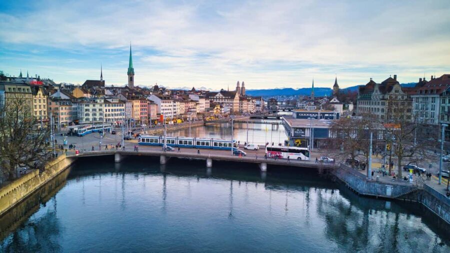 Switzerland: Personalized Tour with Geography Expert - Itinerary Breakdown: What to Expect