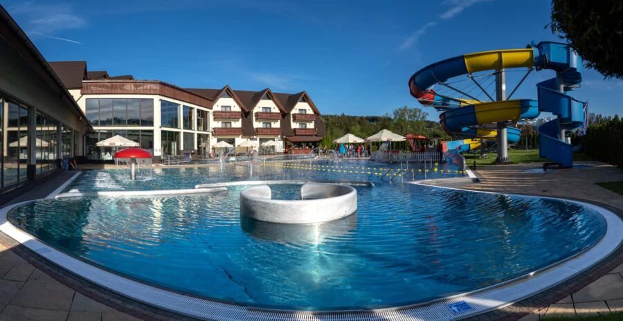 Szaflary: Thermal Baths Szaflary Full-Day Ticket - Evaluating the Value: Is It Worth It?