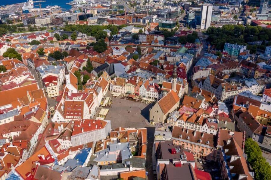 Tallinn: 2-hour Best Intro Walking Tour with a Local - Tour Breakdown: What to Expect