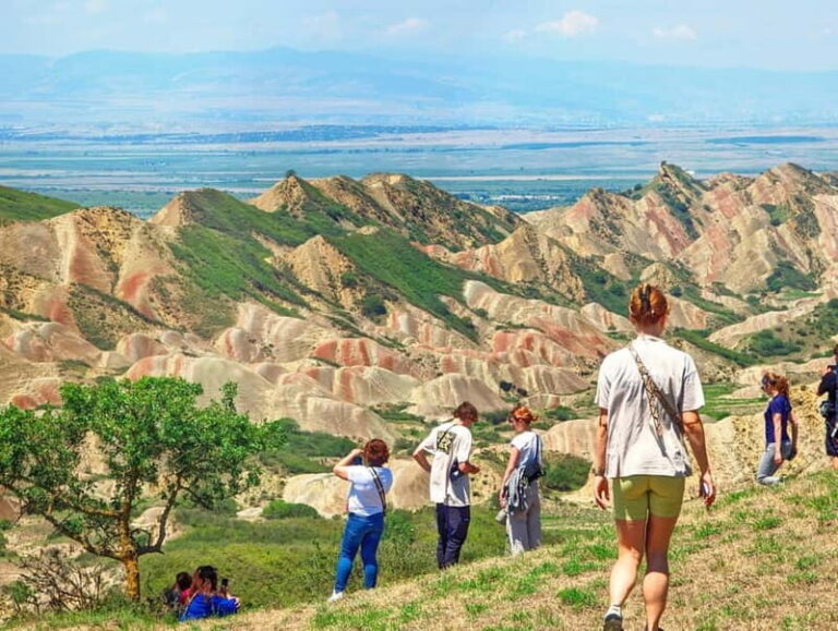 Tbilisi: Real Adventure  Gareja & Rainbow Desert 4x4 + Hike - Who Will Love This Tour?