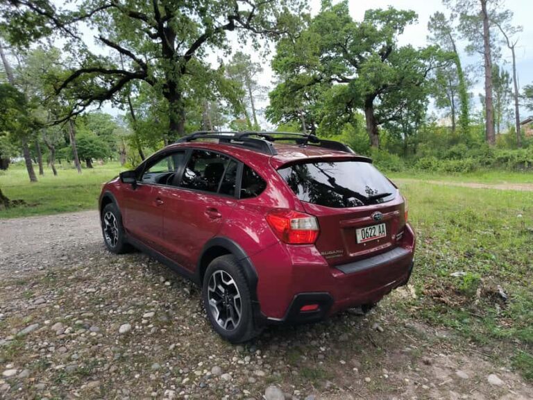 Tbilisi: Subaru Crosstrek 2014-2016, Rent, Self drive - Vehicle Features and Practicalities