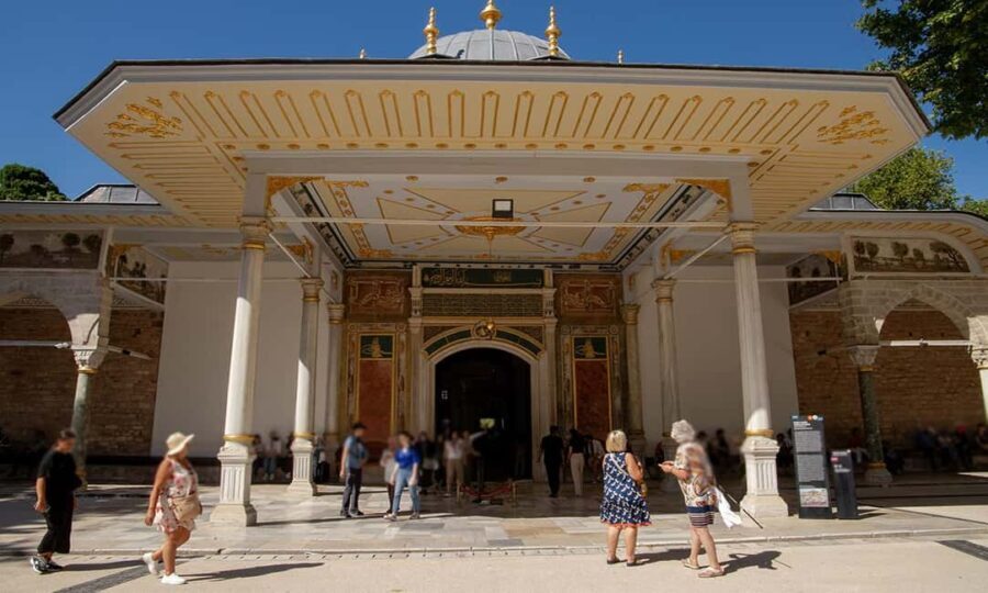Topkapi Palace & Hagia Sophia Tickets + Audio Guide - Practical Tips for Your Visit