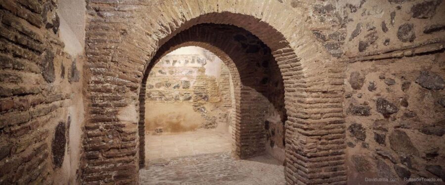 Underground Toledo: Roman baths, dungeons, and secrets beneath the city - Who will love this tour?