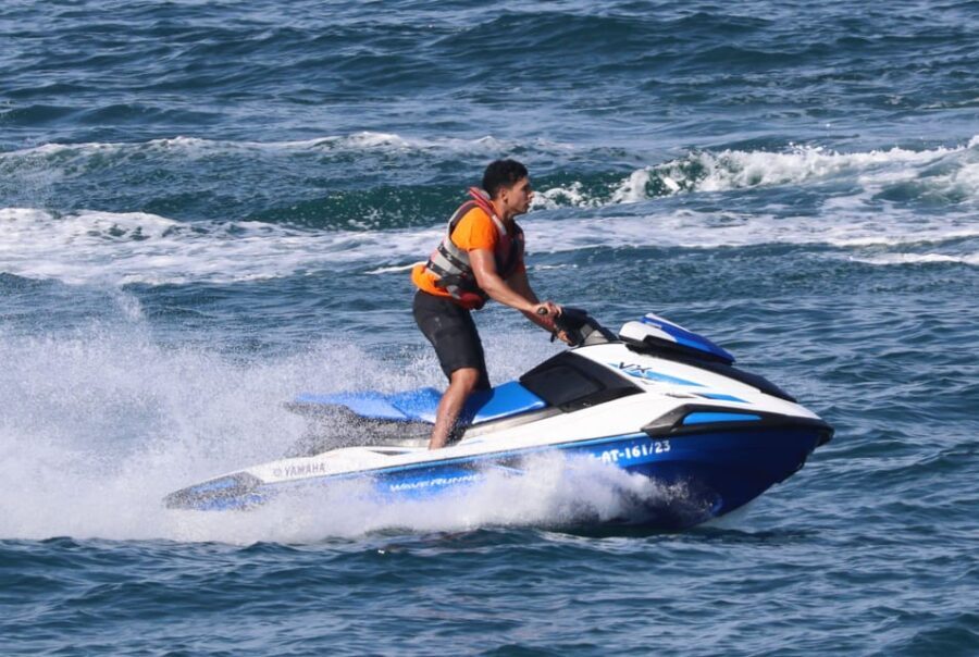 Valencia: Excursión en Moto de Agua + Paddle Surf - The Value for Money and Why It’s Worth It