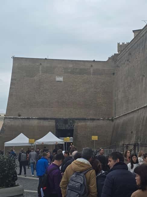 VATICAN CITY : Museums & Sistine Chapel Skip-the-Line-Ticket - The Self-Guided Experience: What It Means for You