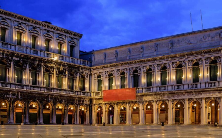 Venice: Doge's Palace, Prisons, Bridge of Sighs, Correr Museum, and Audio Guide - Who Will Appreciate This Tour Most?